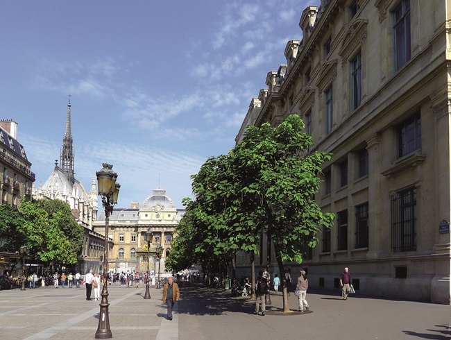Read the Signs: Rue de Lutèce - France Today