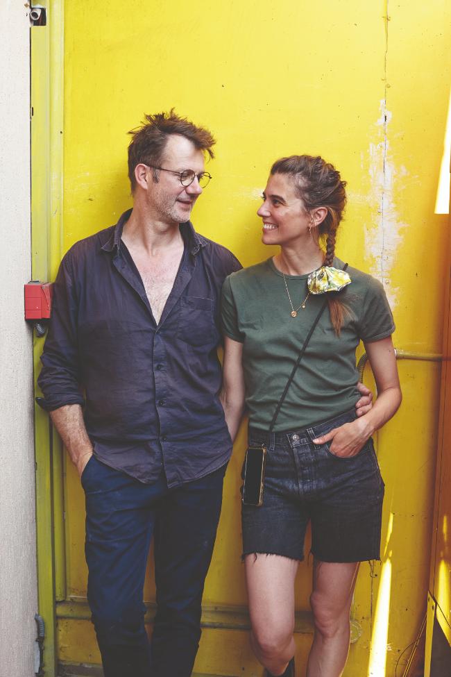 People of Puces: the Antique Sellers of Paris - France Today
